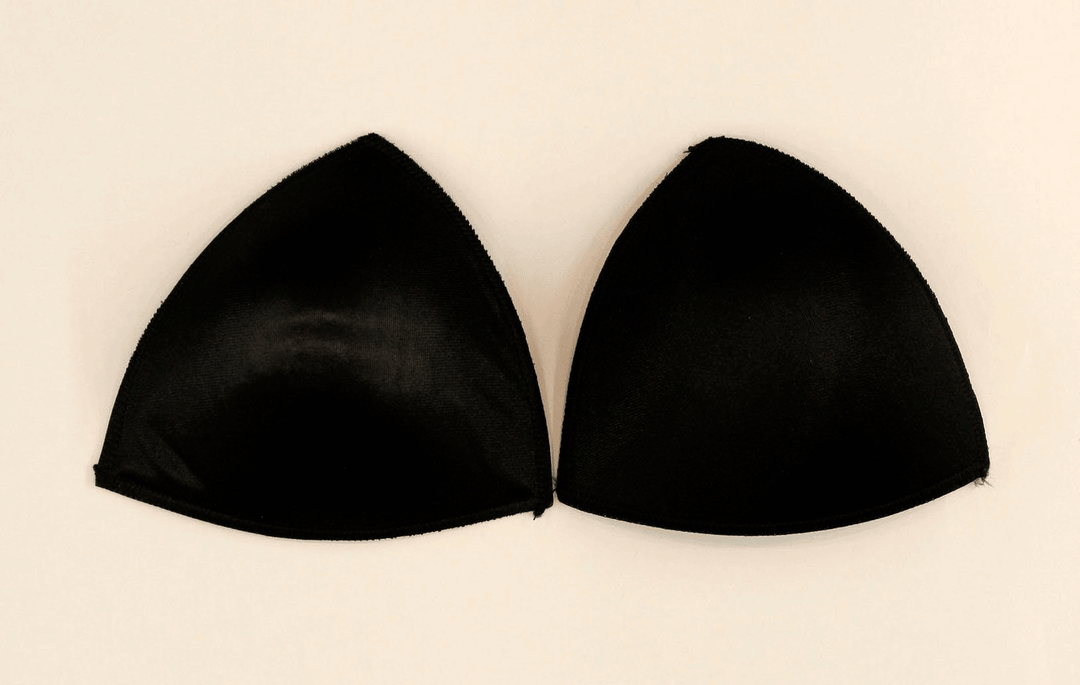 Black Embossed Triangle Cups – Feira dos Tecidos Online